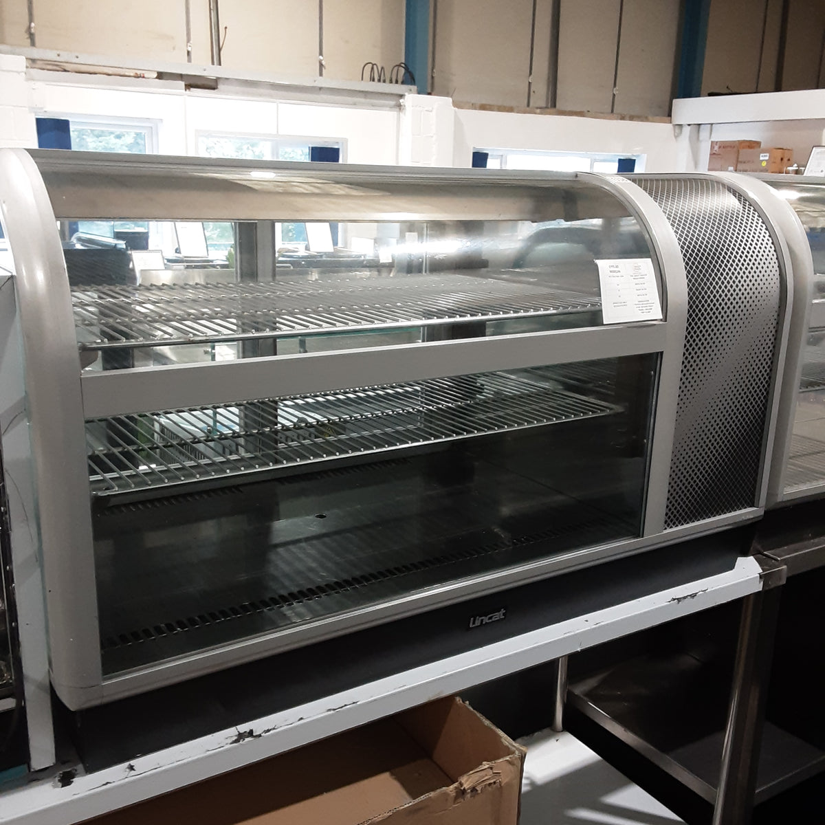Lincat Tabletop Display Fridge, 130cm, Model-C6R130BR (NCE1336 ...