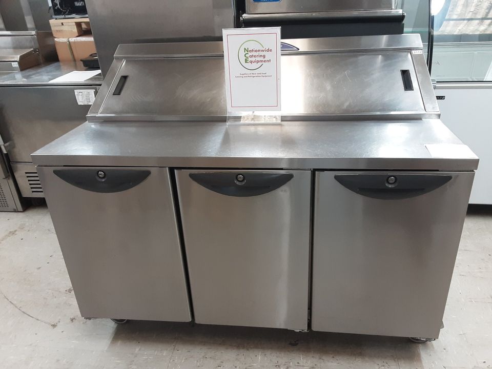 Williams Three Door Pizza Prep Counter Fridge, Model-CPC3 (2112 ...