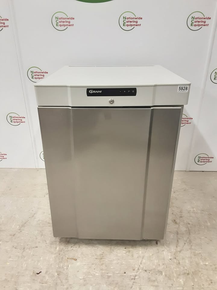 Gram Undercounter Freezer, 125L Capacity, Model-F210 (NCE5928 ...